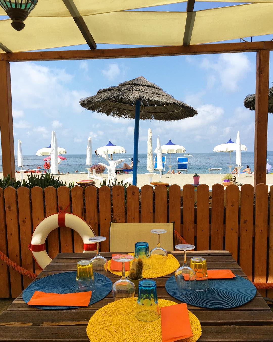 Arcobaleno beach – Contatta e prenota online